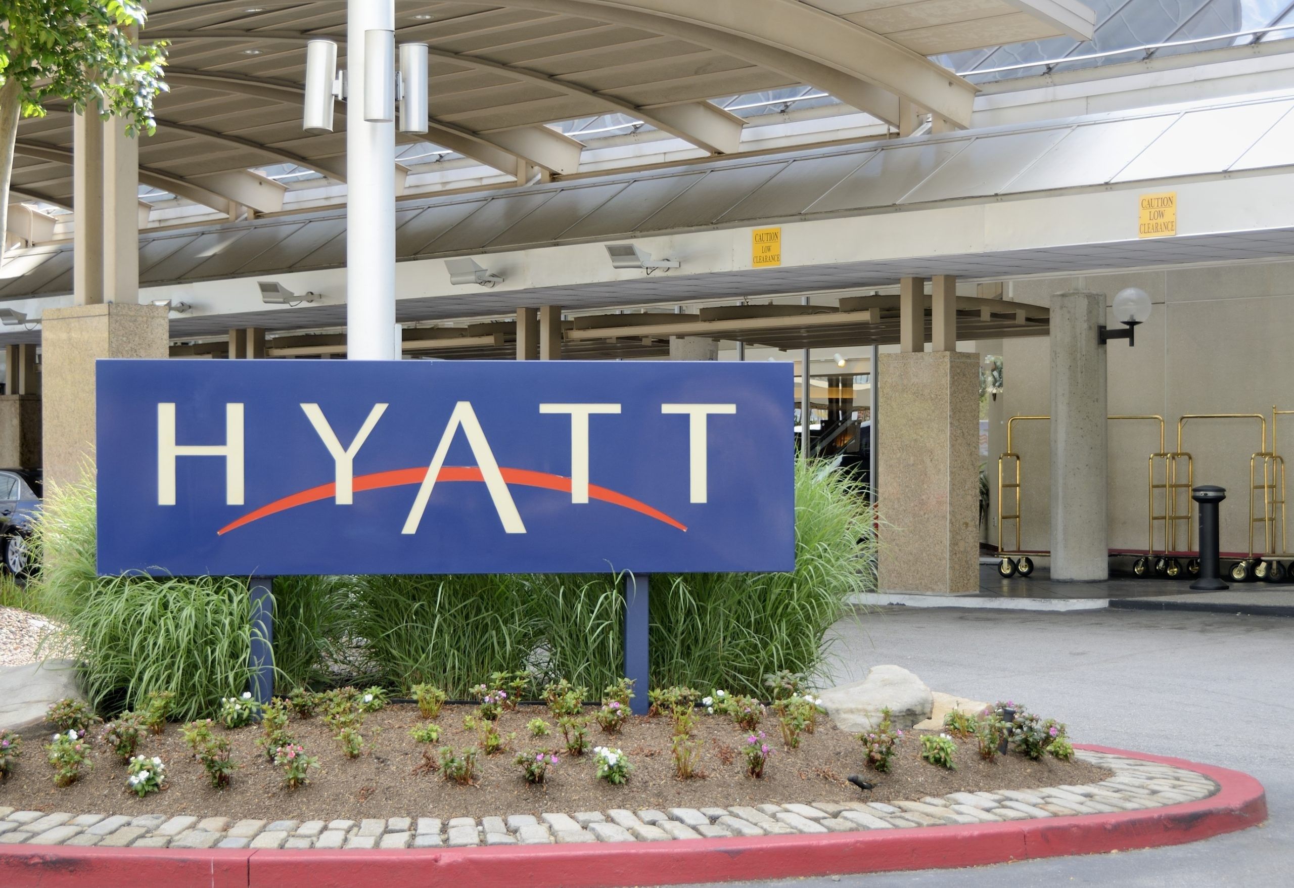 Hyatt reports net income of $220 million for 2023
